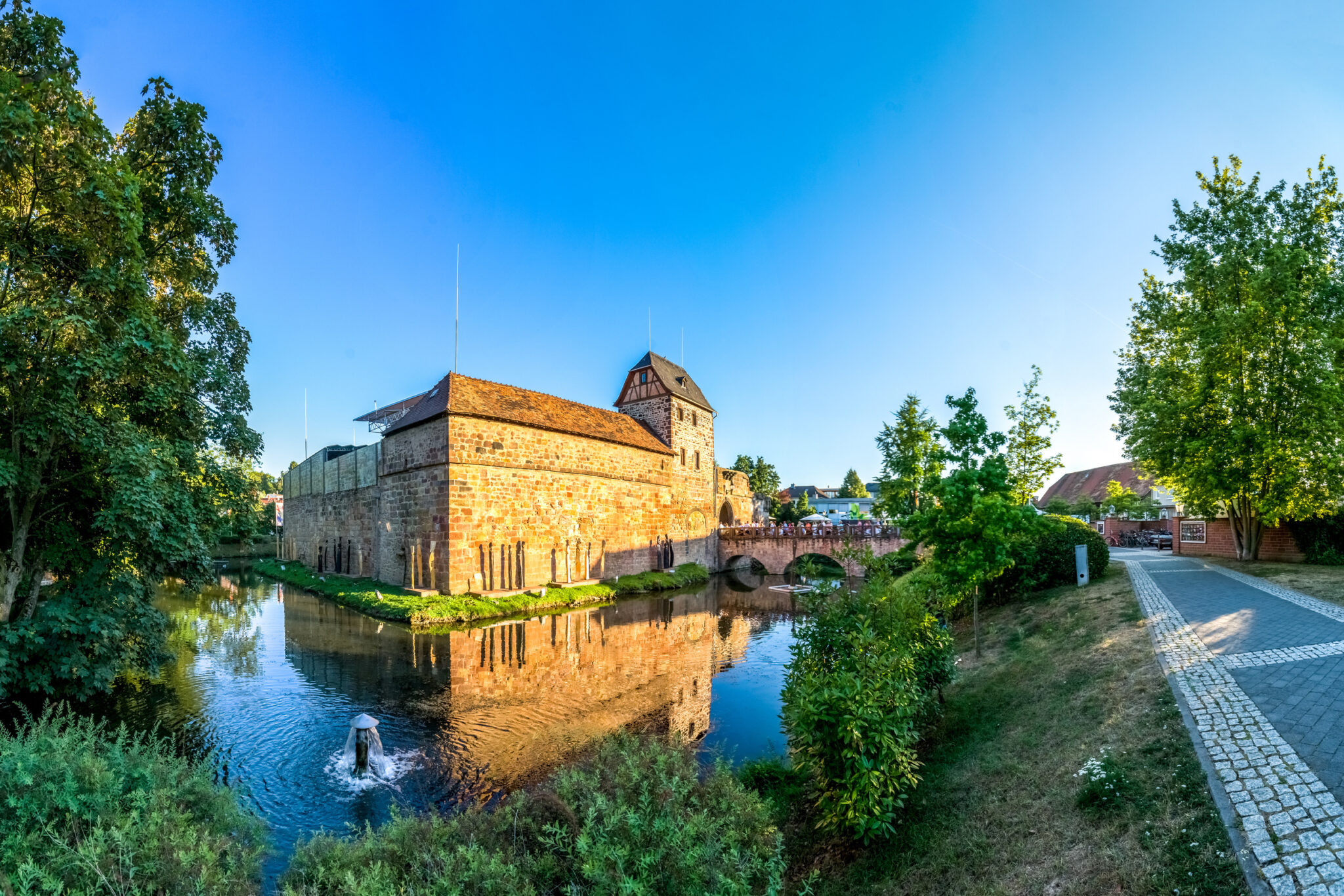 Rechtsanwalt im Arbeitsrecht für Bad Vilbel - Fassbender Rechtsanwälte